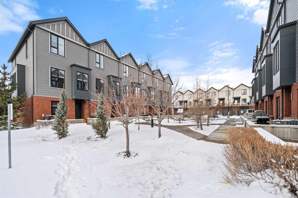 512 Drake Landing Wynd, Okotoks, AB, T1S 5R1