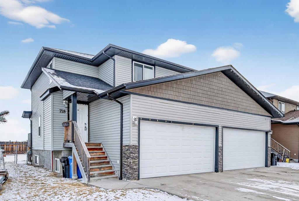 728 Carriage Lane Drive, Carstairs, AB, T0M0N0