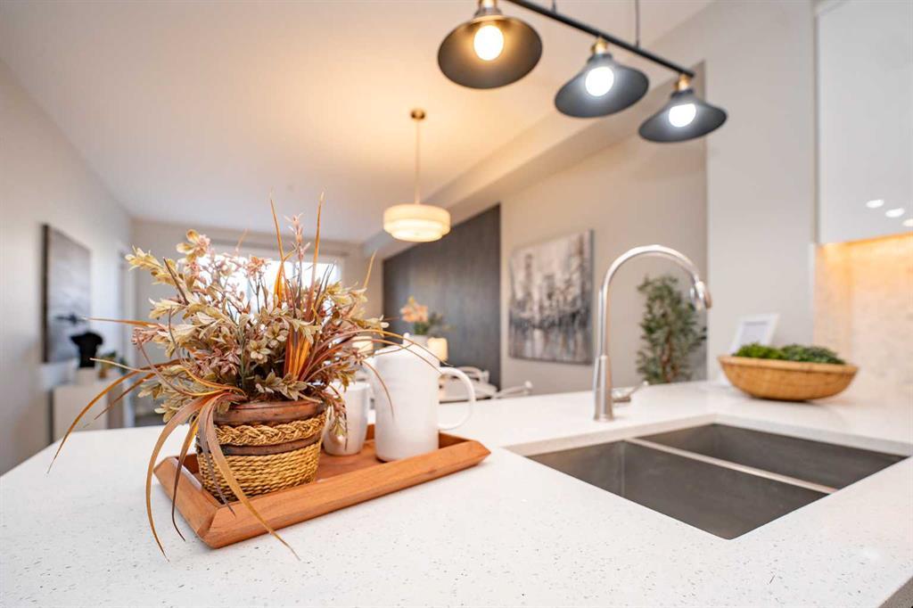 3122, 95 Burma Star Road Southwest, Calgary Property Listing: MLS® # ...