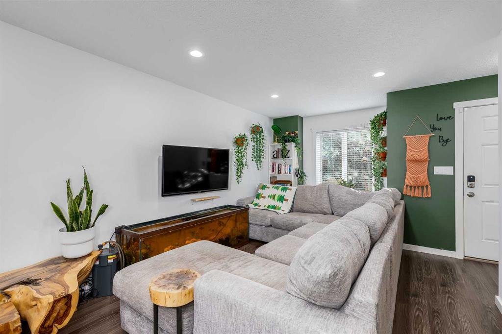 1307, 2400 Ravenswood View Southeast Airdrie T4A 0V7 - MLS A2277331