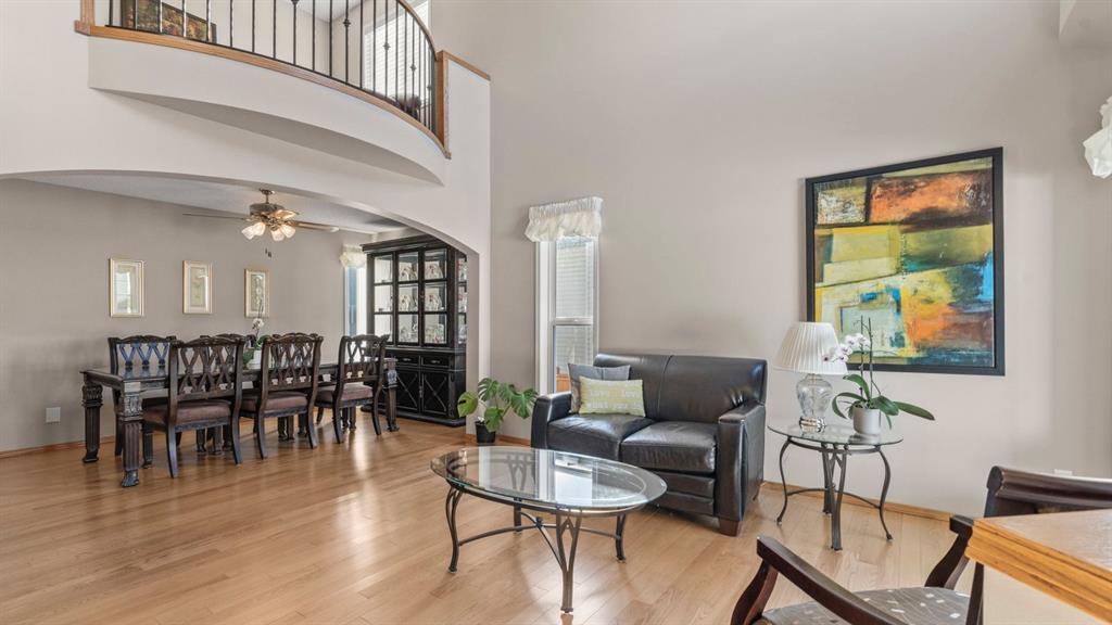 227 Rocky Ridge Close Northwest Calgary T3G 4X2 - MLS A2278094