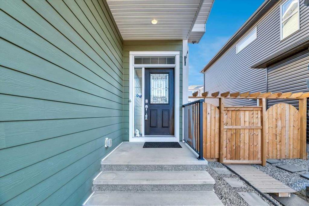 81 Legacy Woods Place Southeast Calgary T2X 2B5 - MLS A2278350