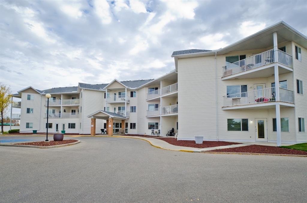 301, 3 Parklane Way Strathmore T1P 1N6 - MLS A2281048