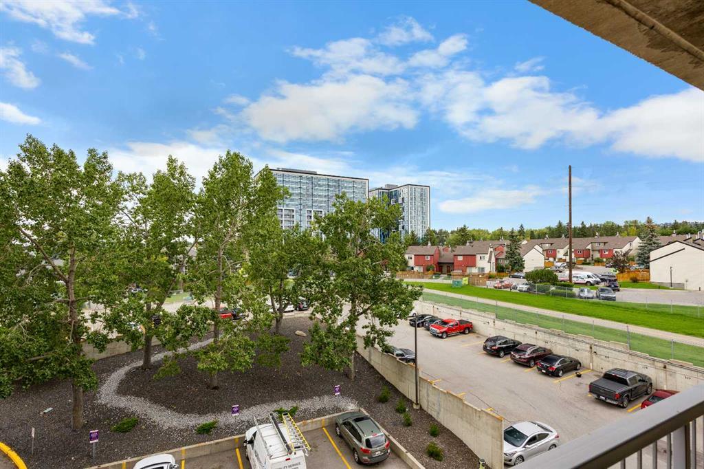413, 4944 Dalton Drive Nw Multi Level Unit Home for sale in Dalhousie ...