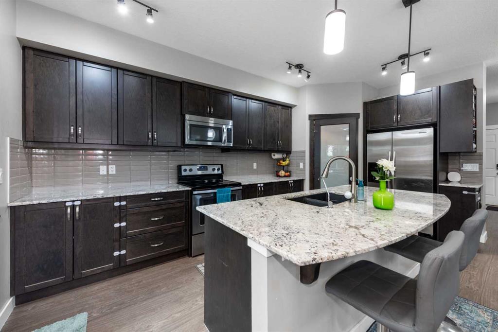 80 Legacy Reach Manor Se, Calgary, AB, T2X2C5
