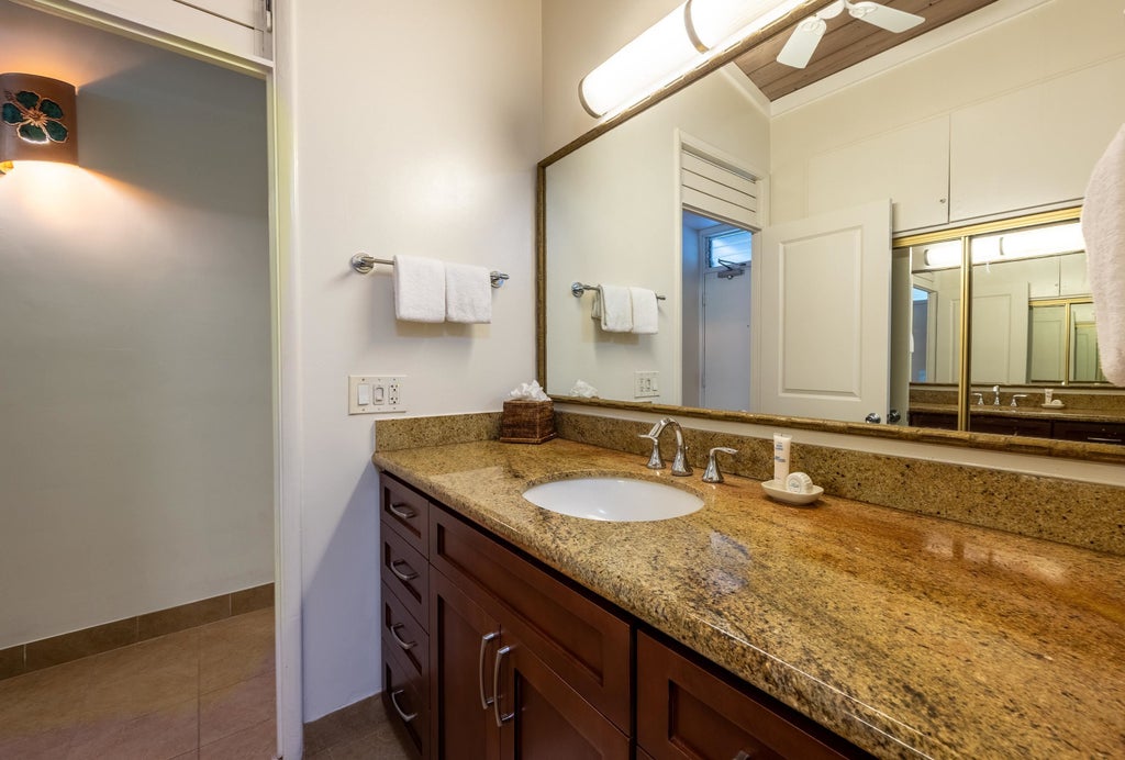 Napili Shores D224 | 5315 Lower Honoapiilani Rd, Unit D224, Napili/Kahana/Honokowai, HI 96761