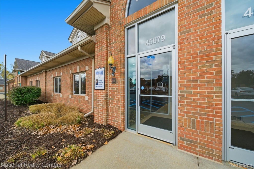 45679 Village Blvd, Shelby charter township Property Listing: MLS ...