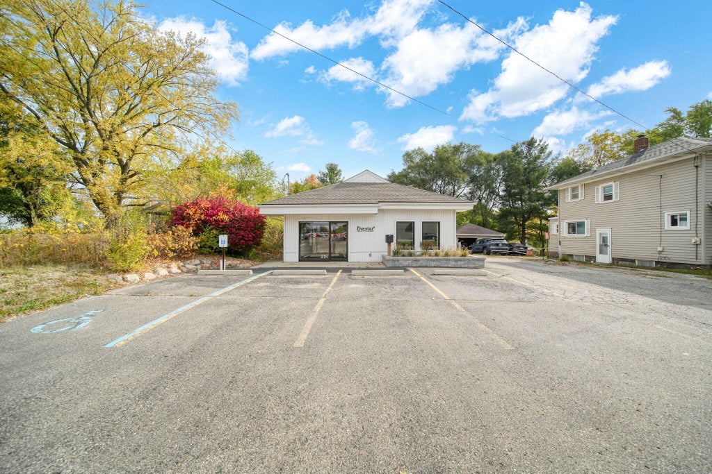 215 S Dettman Road, Leoni township Property Listing: MLS® #55025053896