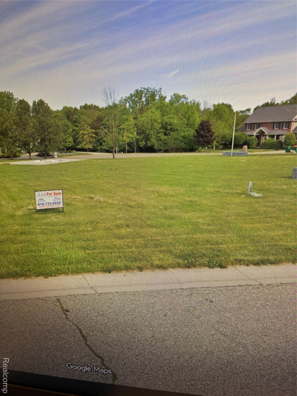 748 Bending Court, Flushing city Property Listing: MLS® #20261001785