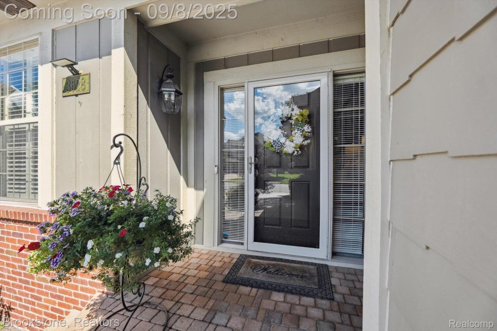 3628 Winding Brook Circle, Rochester Hills city Property Listing: MLS ...