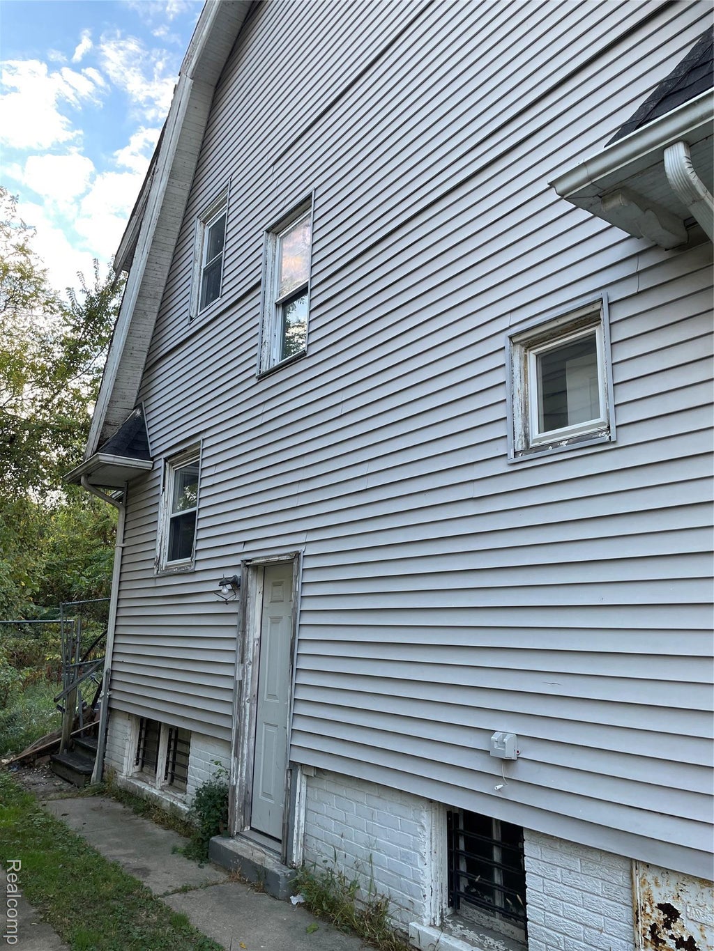 11409 Pinehurst Street, Detroit city Property Listing: MLS® #20251044869