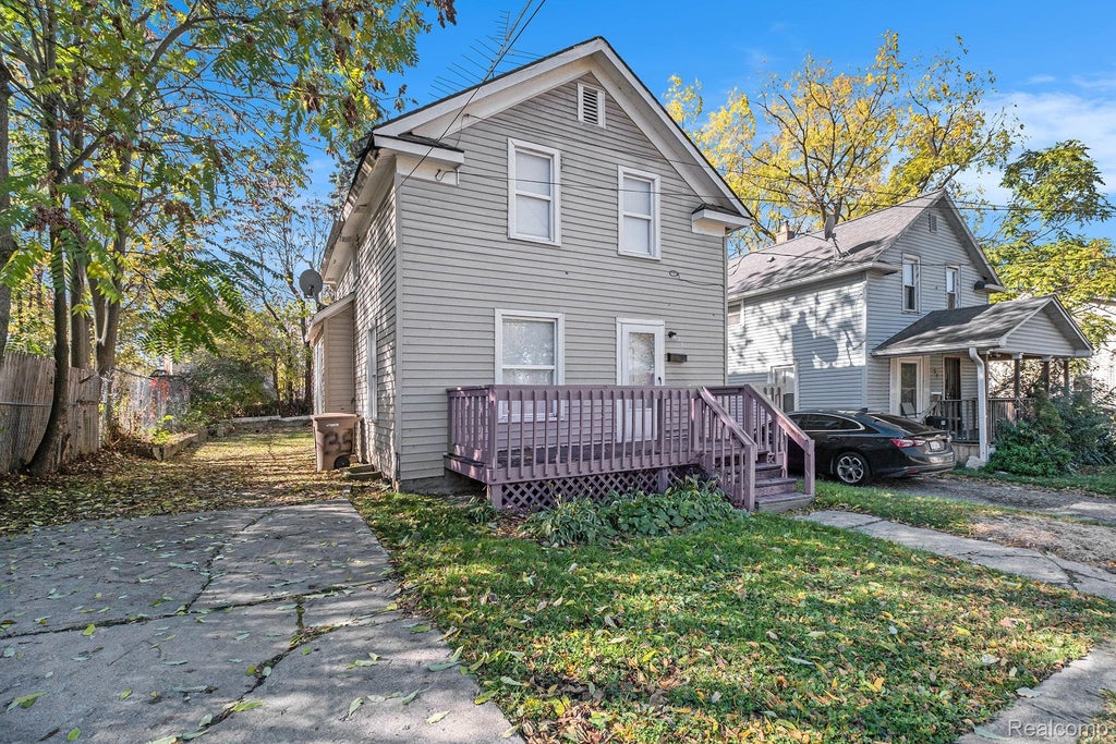 35 Clarence Street, Pontiac city Property Listing: MLS® #20251049596