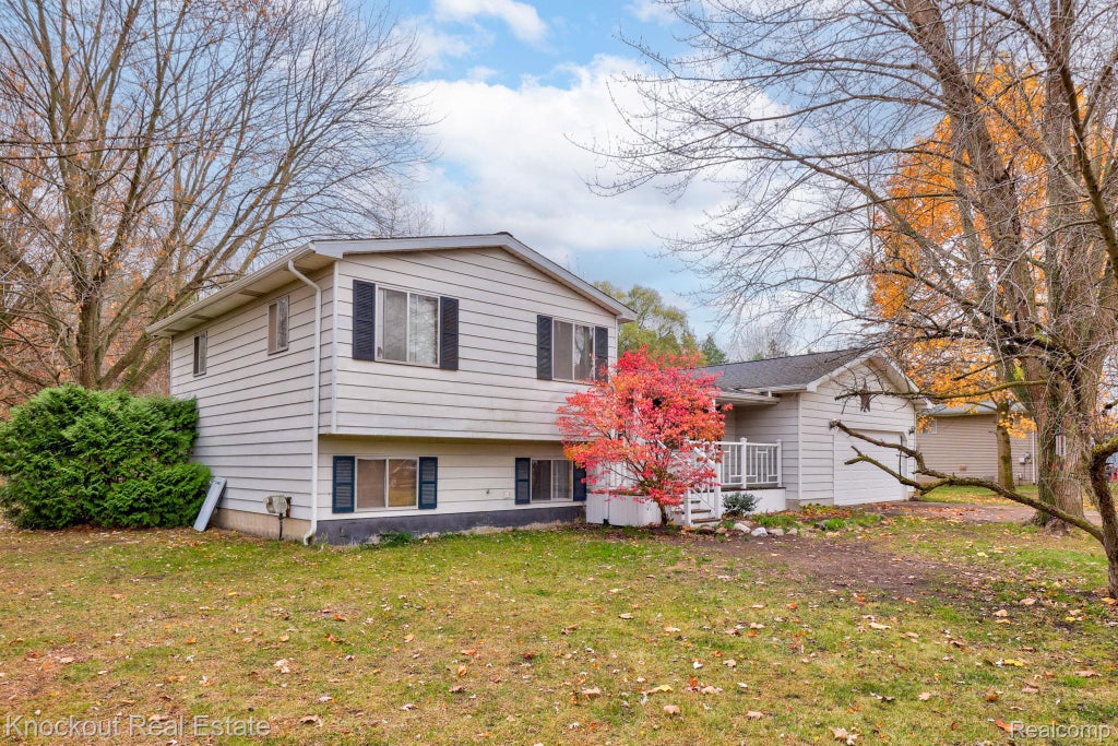 10456 Nichols Road, Montrose charter township Property Listing: MLS ...