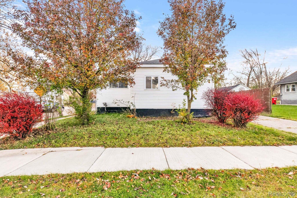 19178 Meier Street, Roseville city Property Listing: MLS® #20251054132