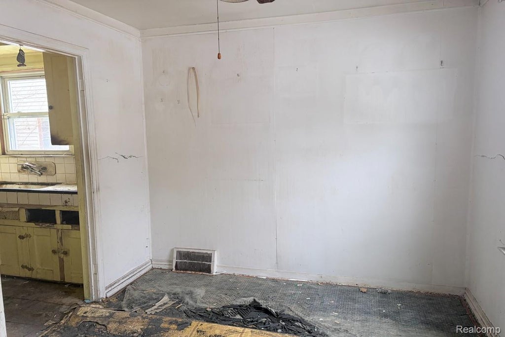 14550 Northlawn Street, Detroit city Property Listing: MLS® #20251061137