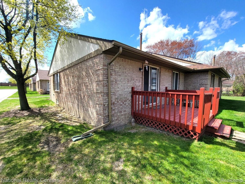 26811 Villa Calabrese, Warren city Property Listing: MLS® #20261000797