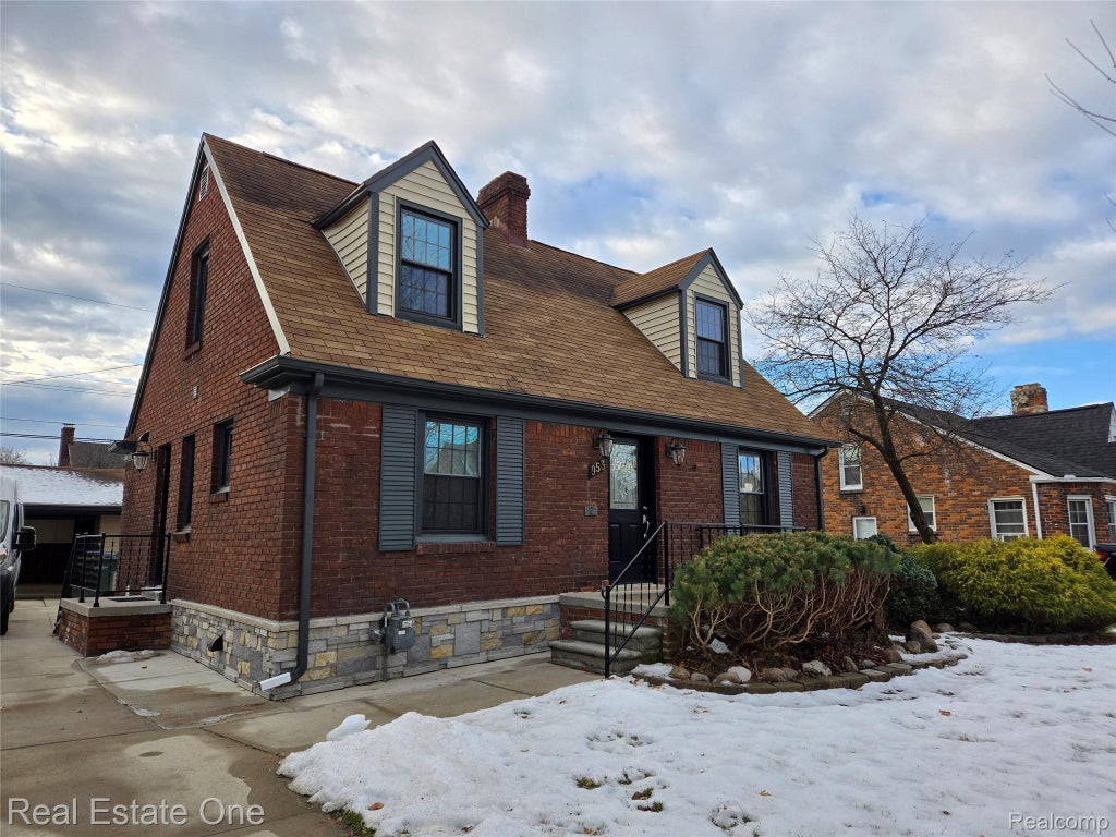 953 Kings Highway, Lincoln Park city Property Listing: MLS® #20261002567