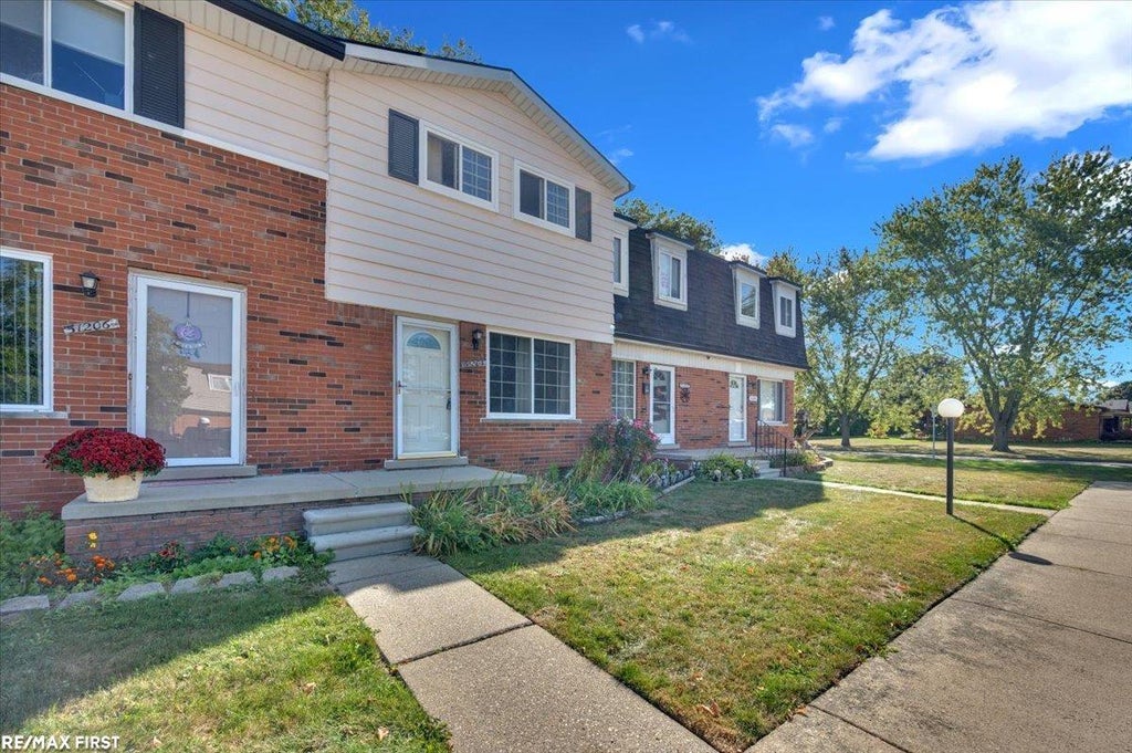 51204 Cathryn Ct. Ct, Chesterfield township Property Listing: MLS ...