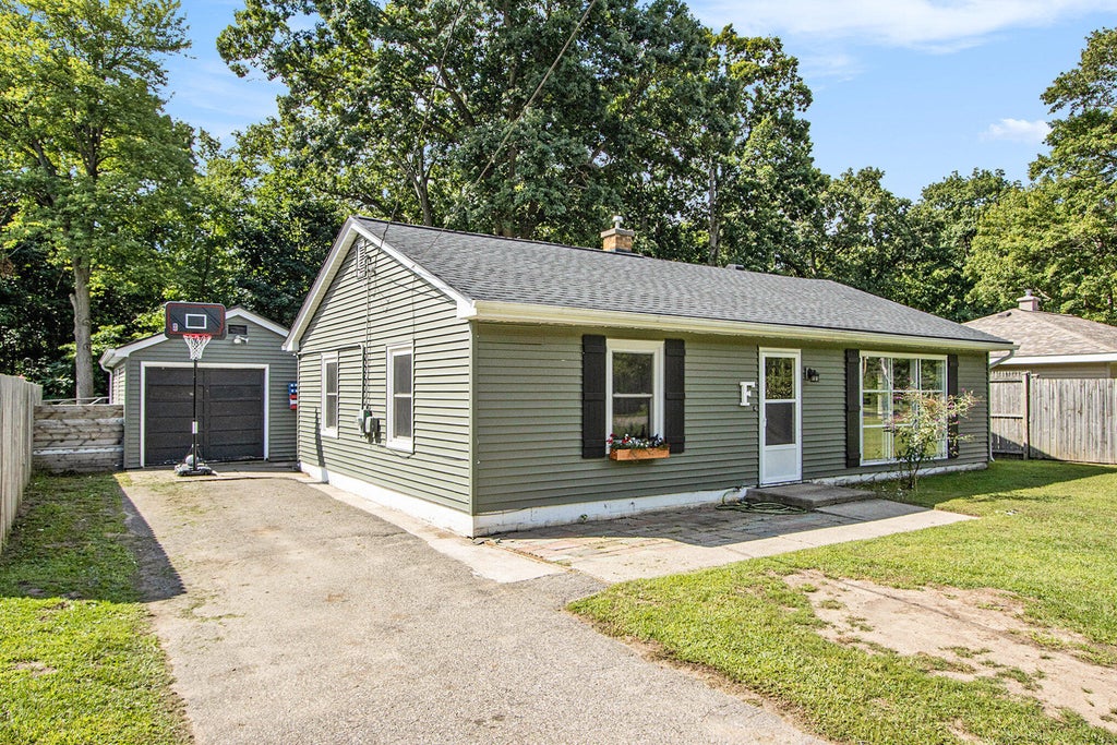 1050 Bronson Avenue, Gun Plain township Property Listing: MLS® #66025043921