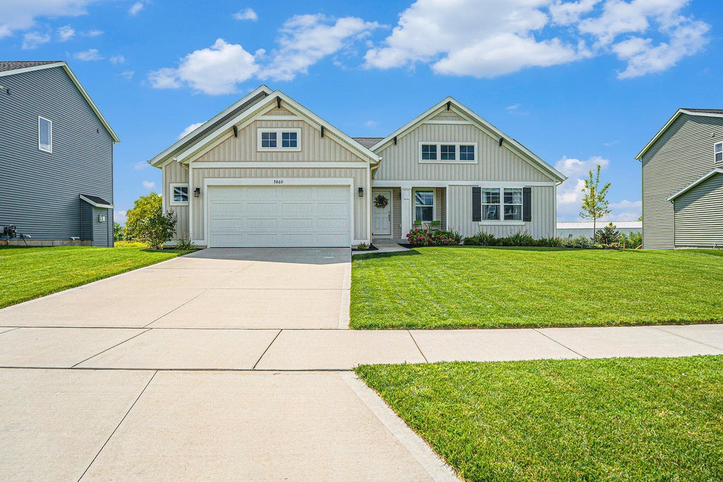 5860 Crossmoor Street Se, Caledonia township Property Listing: MLS ...