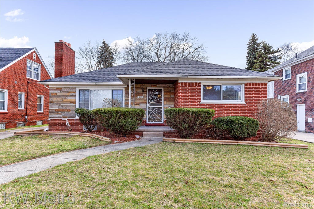 8272 E Outer Drive, Detroit city Property Listing: MLS® #20251052525