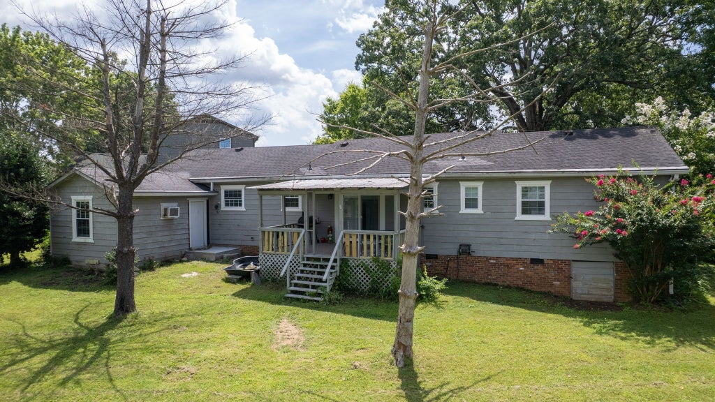 312 Country Ct, Antioch Property Listing: MLS® #2946430