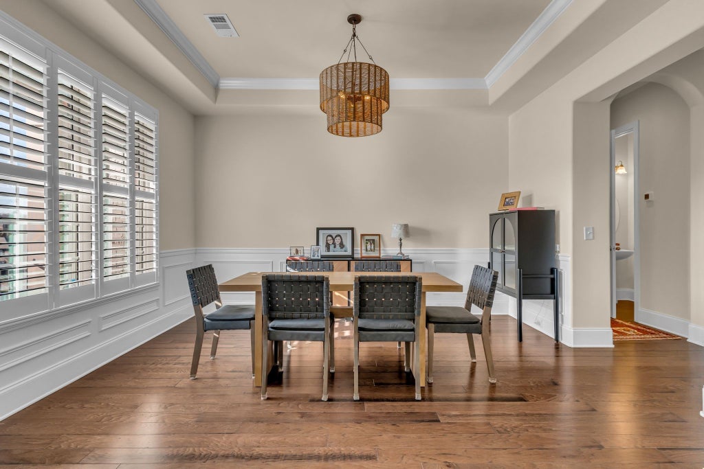 2108 Willowmet Dr, Brentwood Property Listing: MLS® #3079546