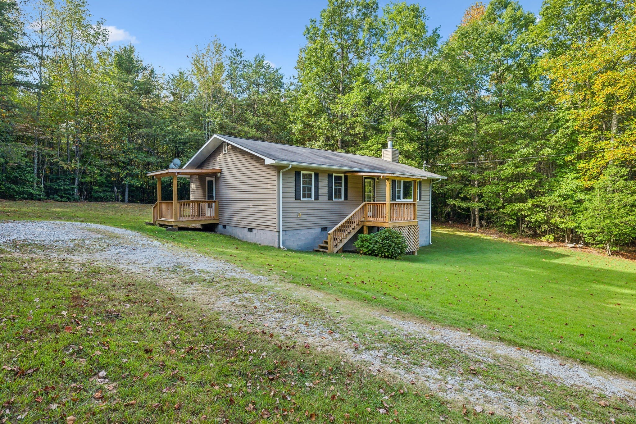 297 Hickory Dr, Gruetli Laager - MLS 2701451