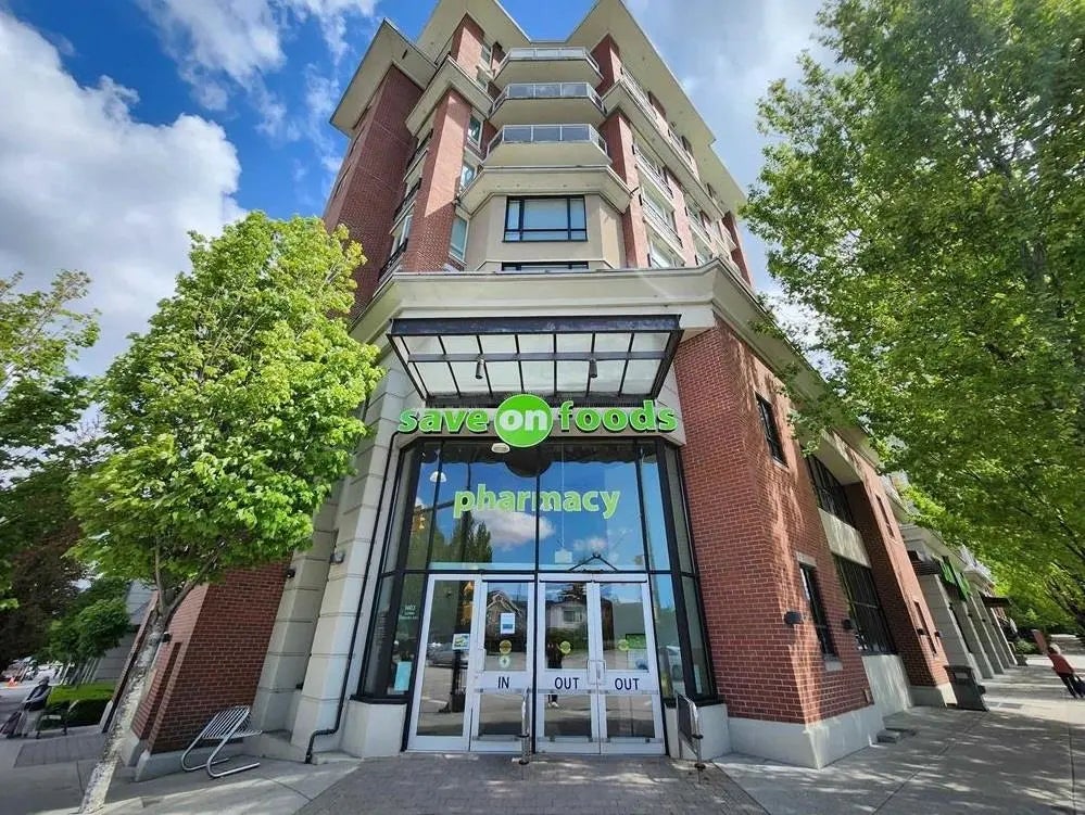 For Sale 4028 Knight Street 405, Vancouver Property Listing - R3076113