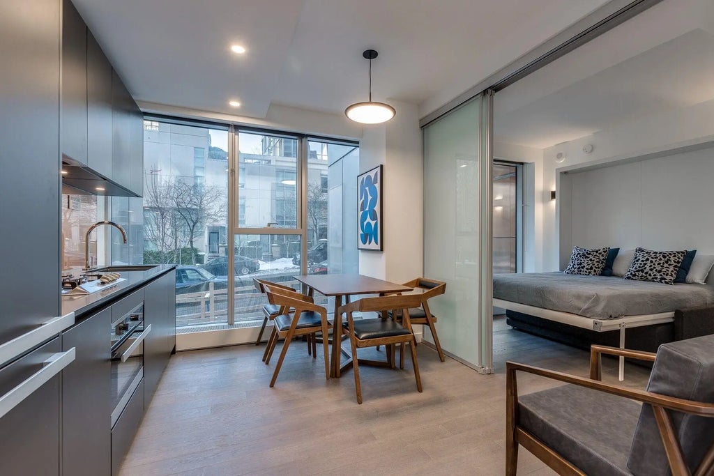 For Sale 1480 Howe Street 203, Vancouver Property Listing - R3074661
