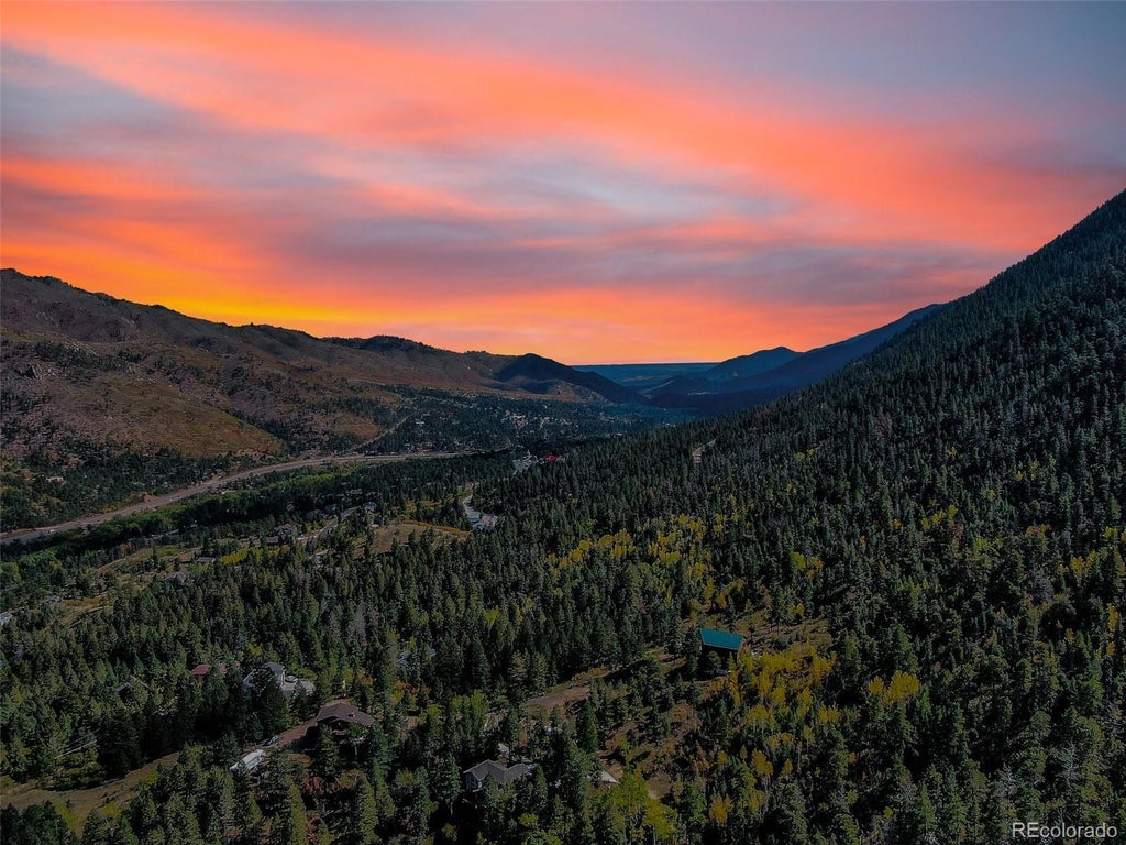 5295 Kulsa Road, Cascade Property Listing: MLS® #6437773