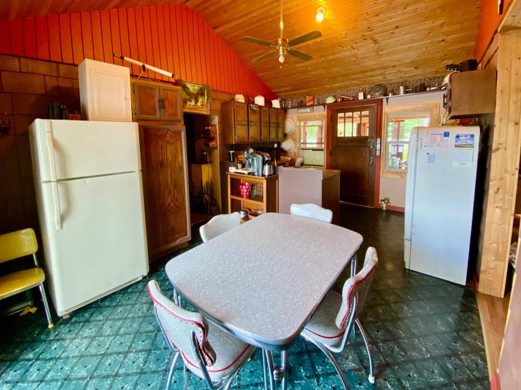 108 Lakota Island, Big Stone City - MLS #6655750 - LakePlace.com