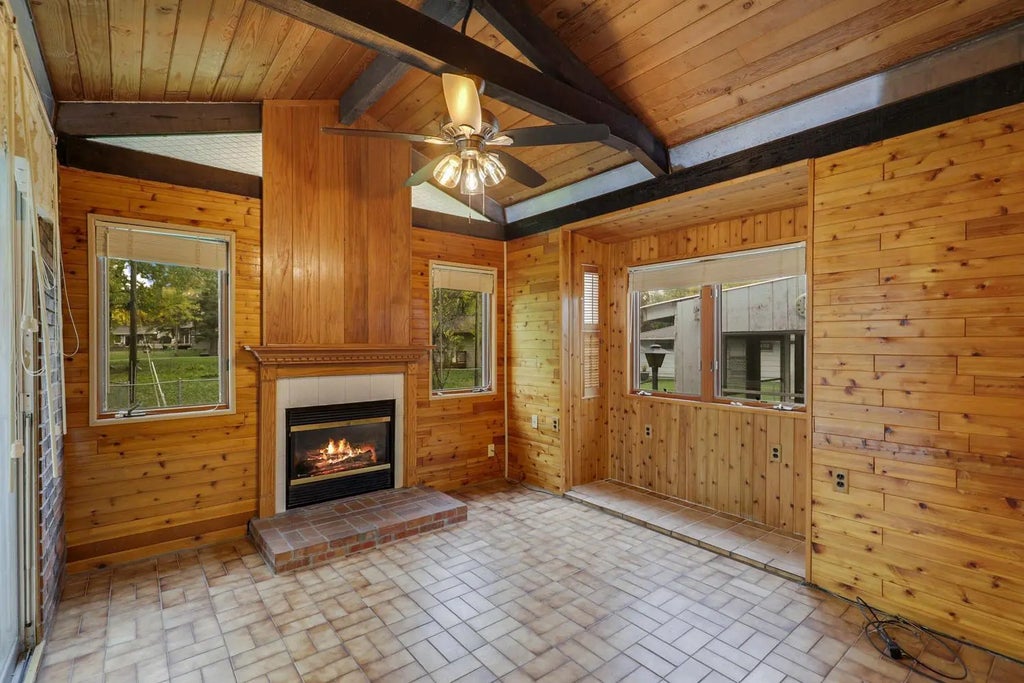 9109 Northwood Parkway, New Hope, MN - MLS# 7006130 - Dane Arthur Real ...