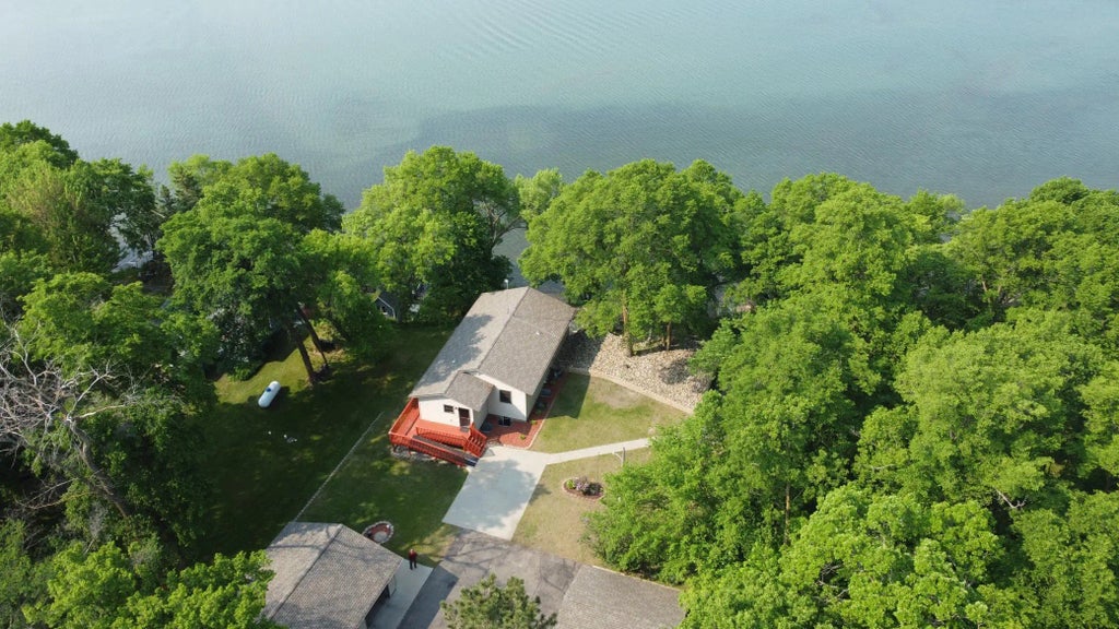 23759 Clarissa Haven Drive, Henning - MLS #7010445 - LakePlace.com