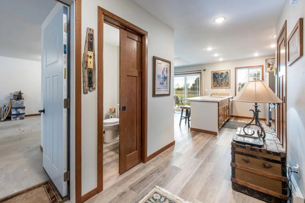 323 1/2 Fairgrounds Road 4, Alexandria - MLS #7013343 - LakePlace.com