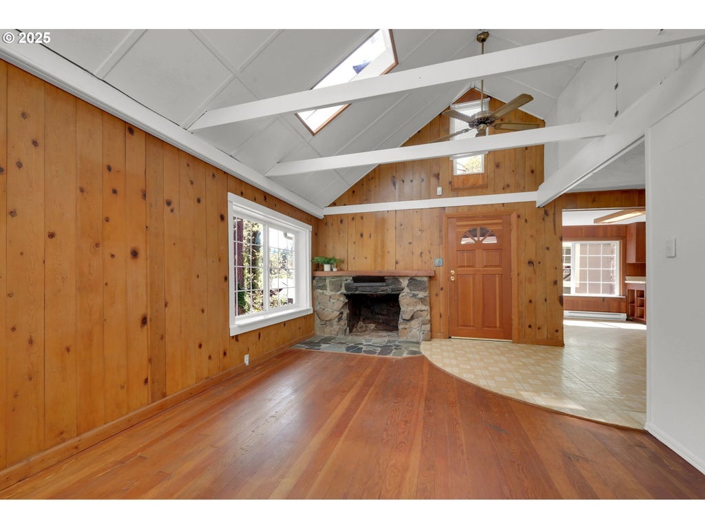 22 Prall Ln, Eugene OR | Eugene Cabin Homes For Sale