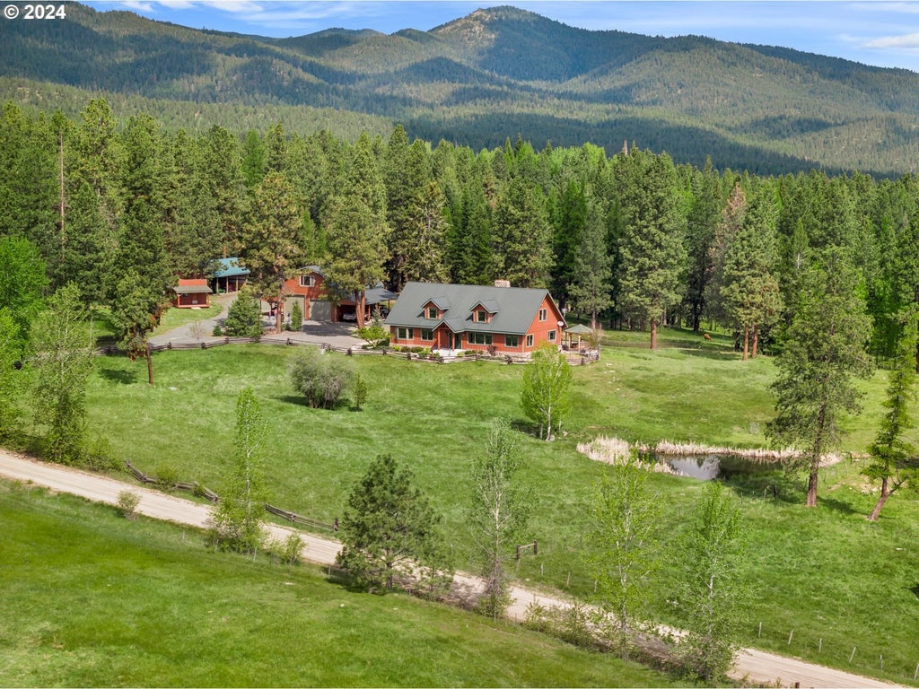 12763 Bulger Flat Ln, Haines OR | Haines Cabin Homes For Sale