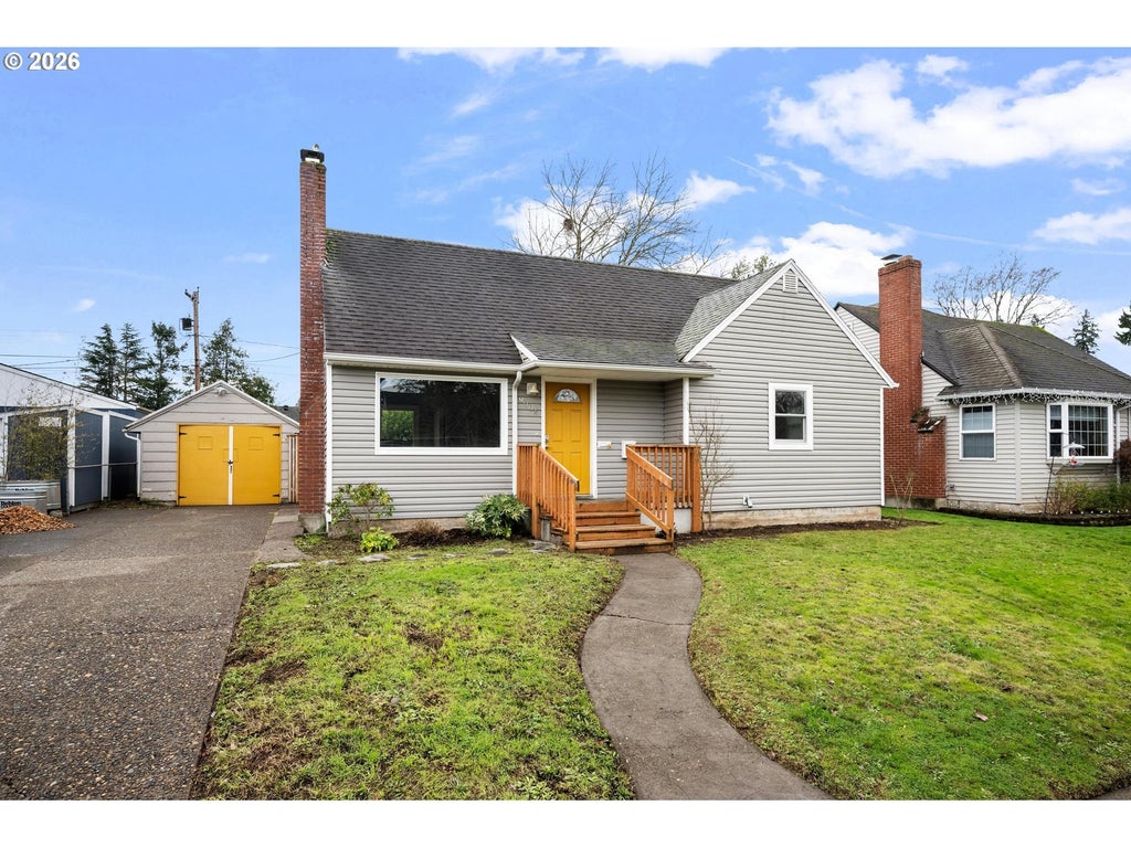 9006 Se Clay St, Portland Property Listing: MLS® #324352581