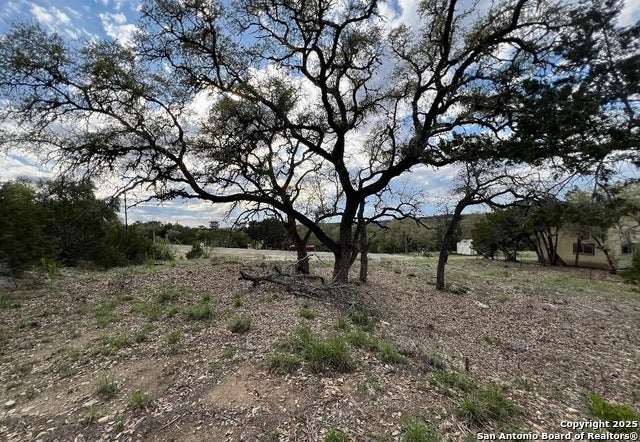198 Sitting Bull Trl, Canyon Lake Property Listing: MLS® #1930070S