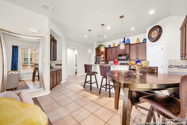 7235 Lunar Eclipse, Converse Property Listing: MLS® #1918271S