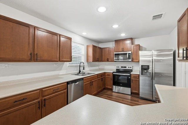 2535 Sundrop Bay, San Antonio Property Listing: MLS® #1934844