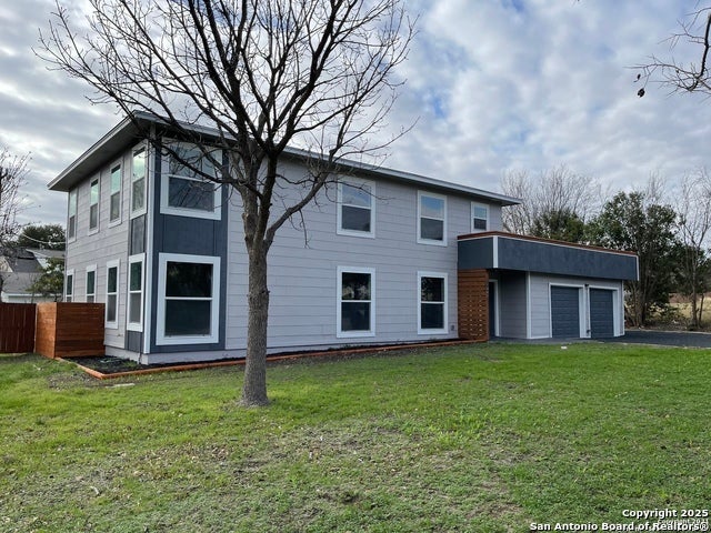 130 Senisa B, San Antonio Property Listing: MLS® #1927395