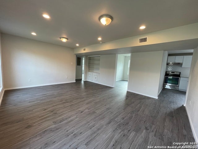 130 Senisa B, San Antonio Property Listing: MLS® #1927395