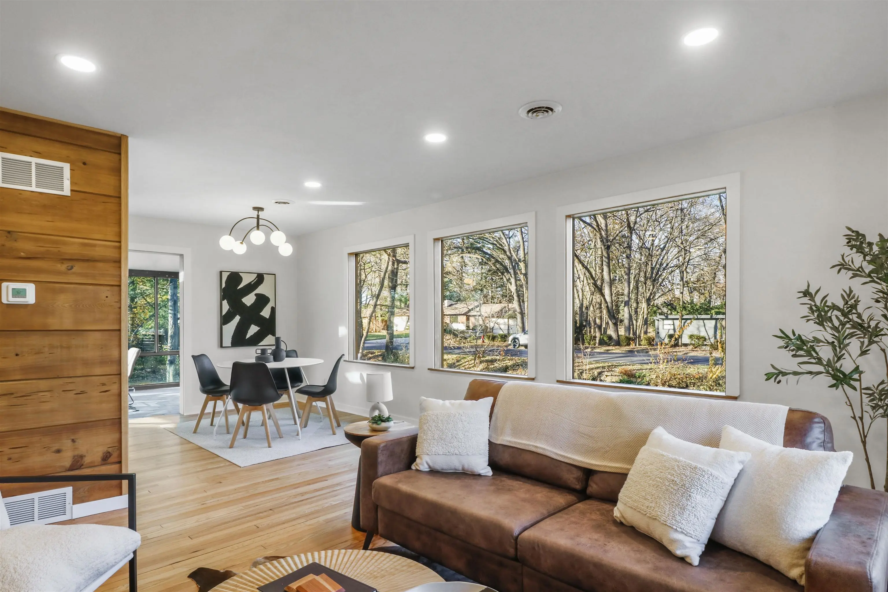 5513 Dorsett Drive, Madison Property Listing: MLS® #2012333