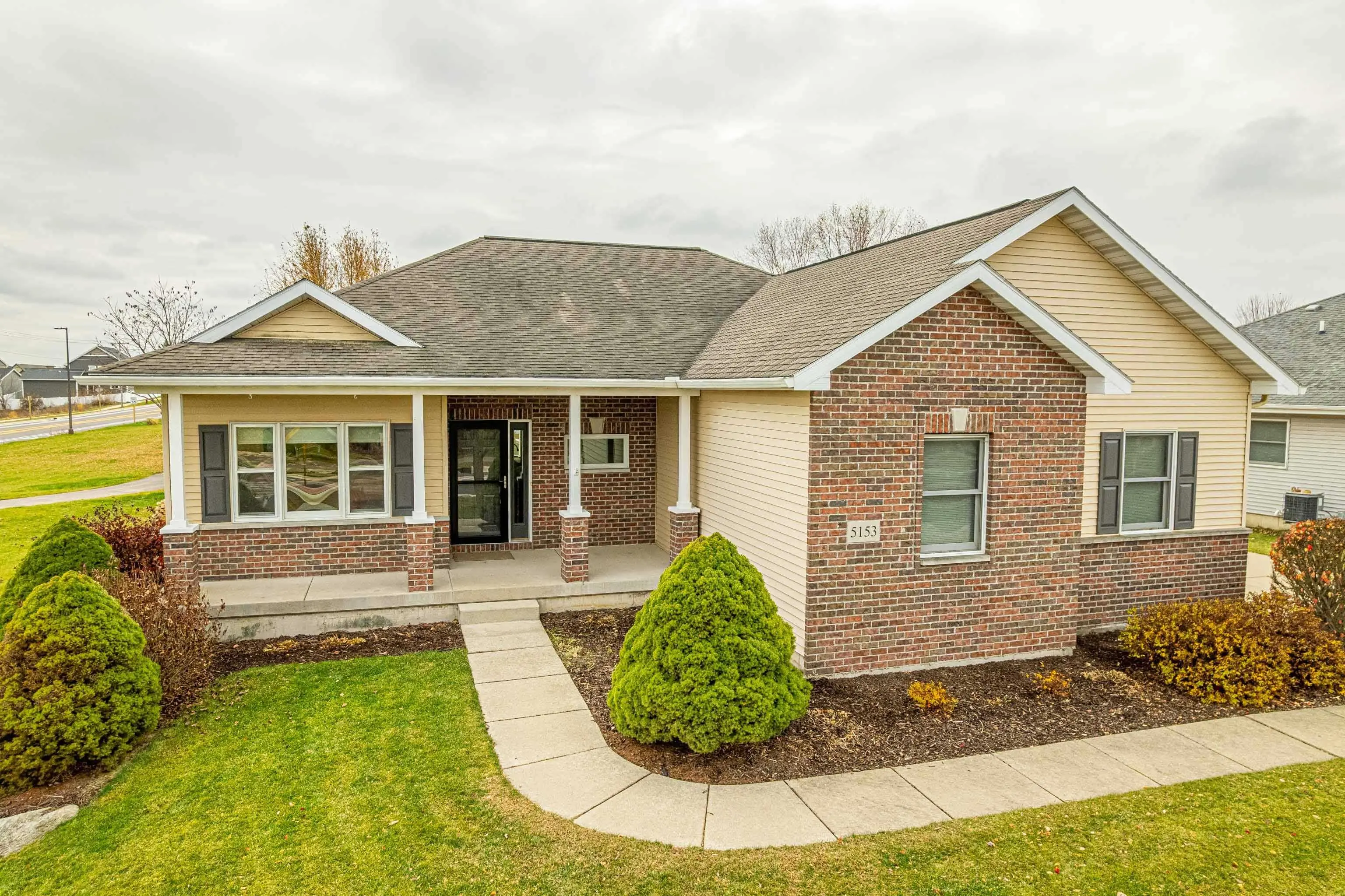 5153 Ninebark Drive, Fitchburg Property Listing: MLS® #2012354