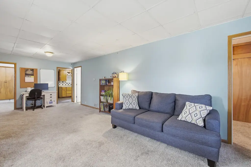 416 W Florence Street, Cambria Property Listing: MLS® #2033701
