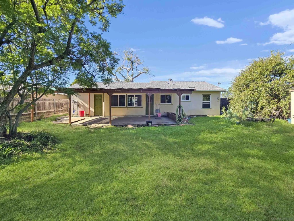 1693 N Mollison Ave, El Cajon Property Listing: MLS® #2600798