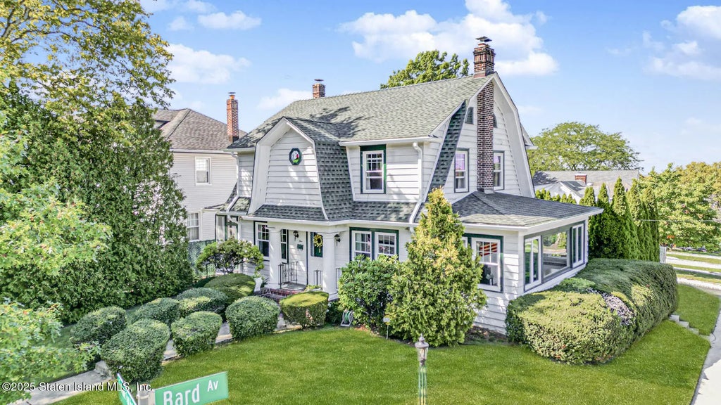 1 Whitewood Avenue, Staten Island Property Listing: MLS® #2505331