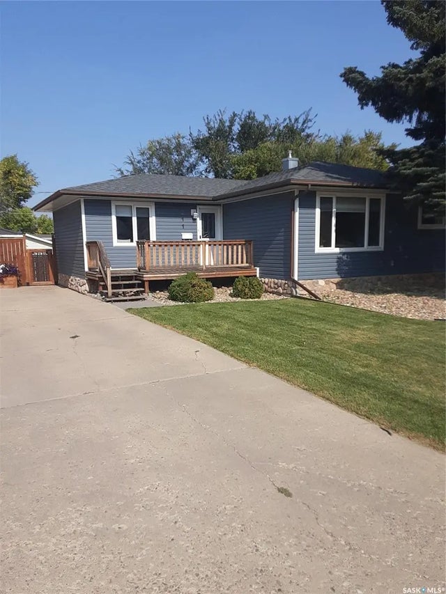 211 Allen Drive, Swift Current Property Listing: MLS® #SK027707