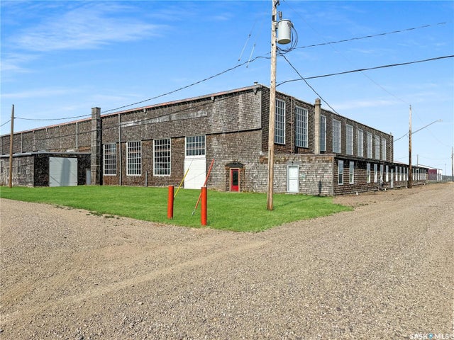 Hanger #3, Swift Current Rm No. 137 Property Listing: MLS® #SK025953